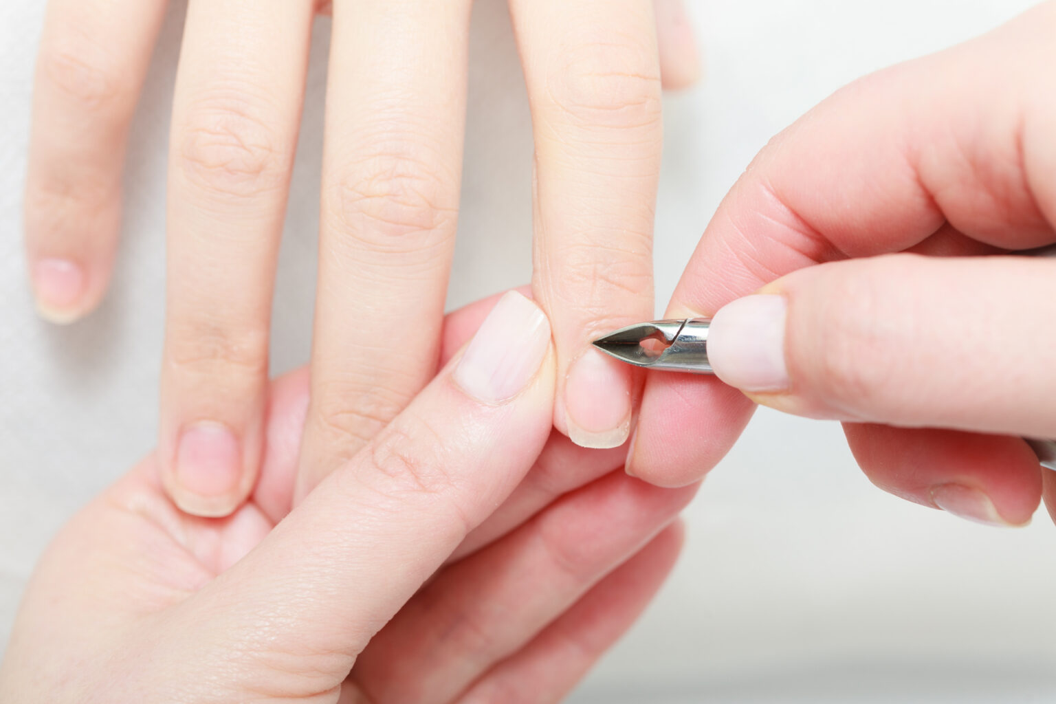 How to Heal Cuticles Overnight? [Top Tips]