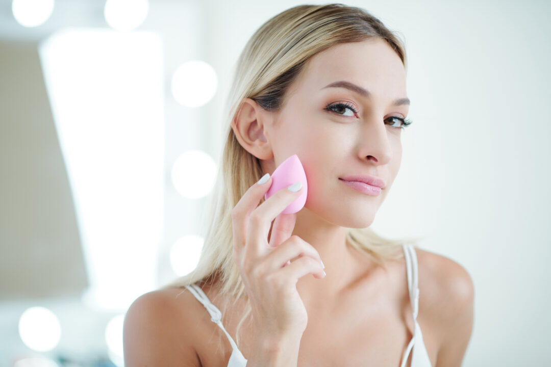 Why Does My Makeup Separate? [Stop Foundation Separate Issues]